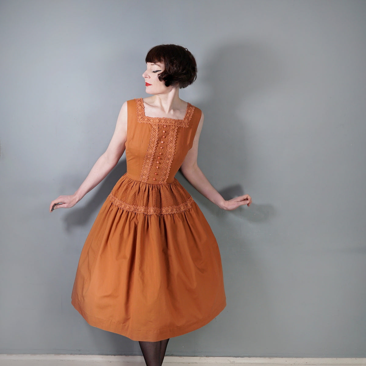 50s TONI TODD RUST ORANGE DAY DRESS WITH PIN TUCKS AND LACE - S ...